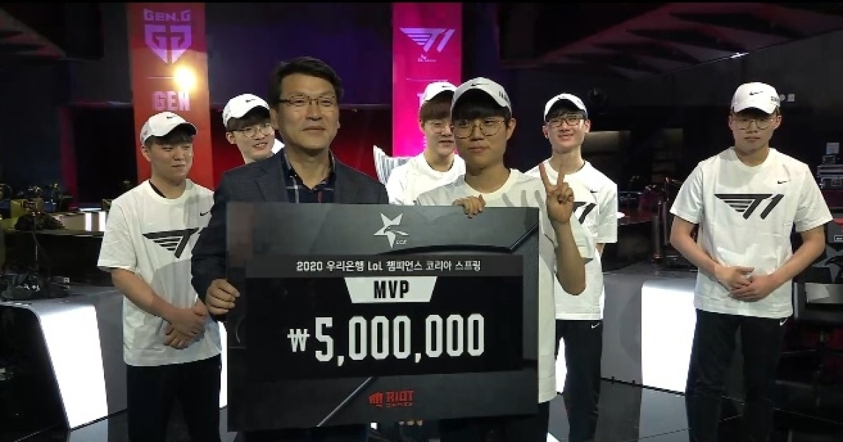 T1 '커즈' 문우찬, 스프링 결승전 MVP 수상