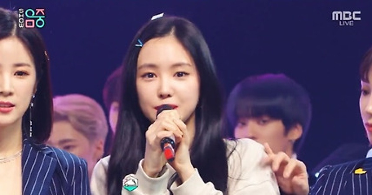 '음악중심' 에이핑크, '덤더럼'으로 1위 5관왕 "항상 열심히 할 것" [★밤TView]