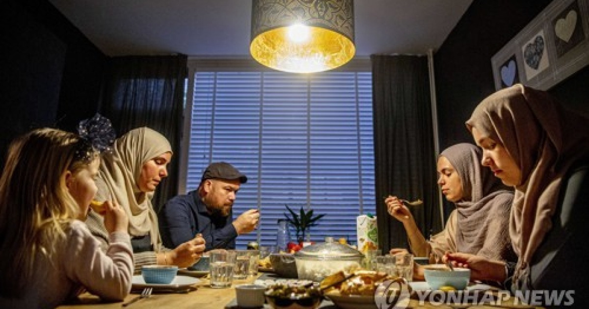 NETHERLANDS RAMADAN ISLAM BELIEF