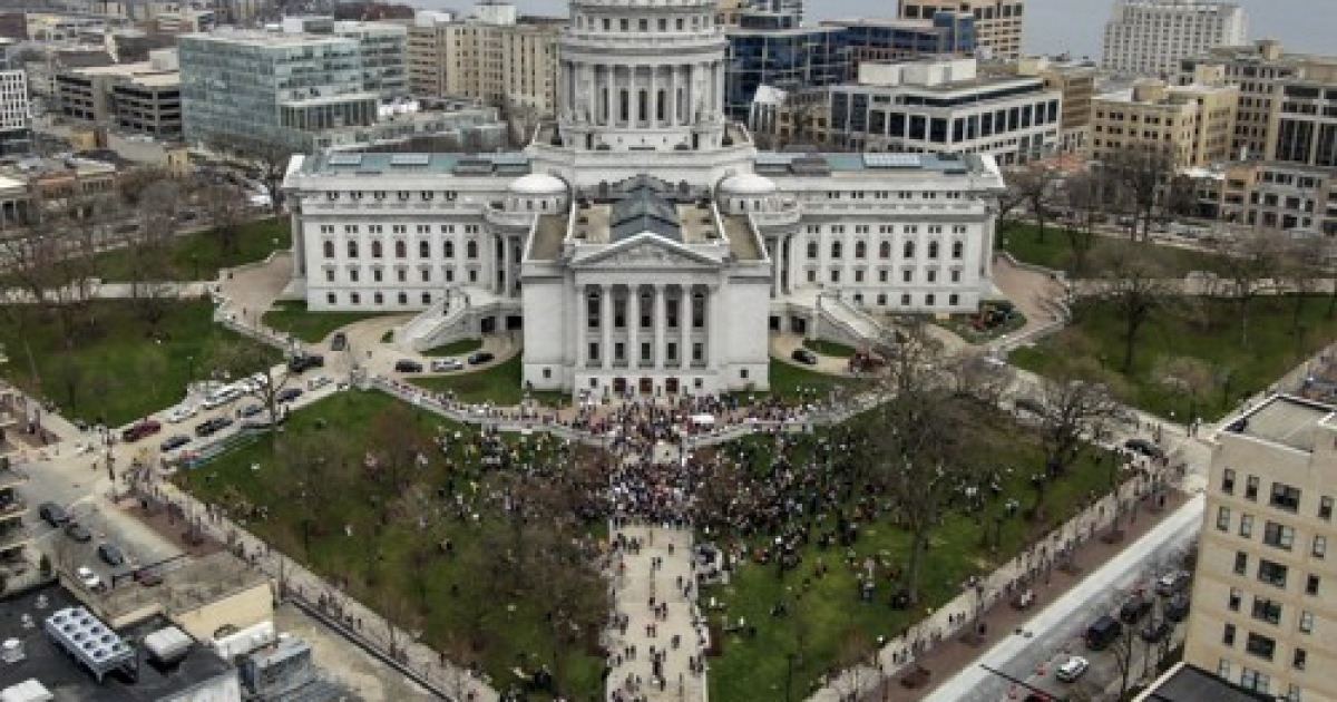 epaselect USA REOPEN WISCONSIN RALLY PANDEMIC CORONAVIRUS COVID1