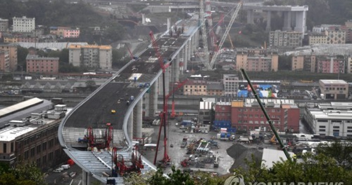 ITALY CONSTRUCTION GENOA BRIDGE