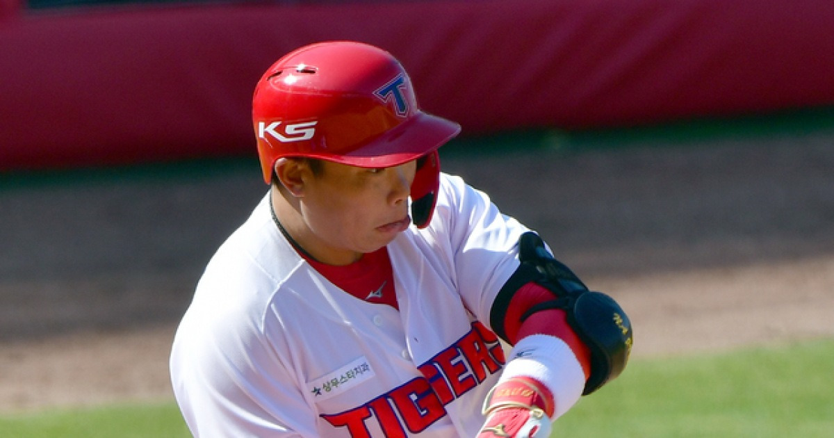 '나지완 2홈런' KIA, NC 완파..키움, SK 제압