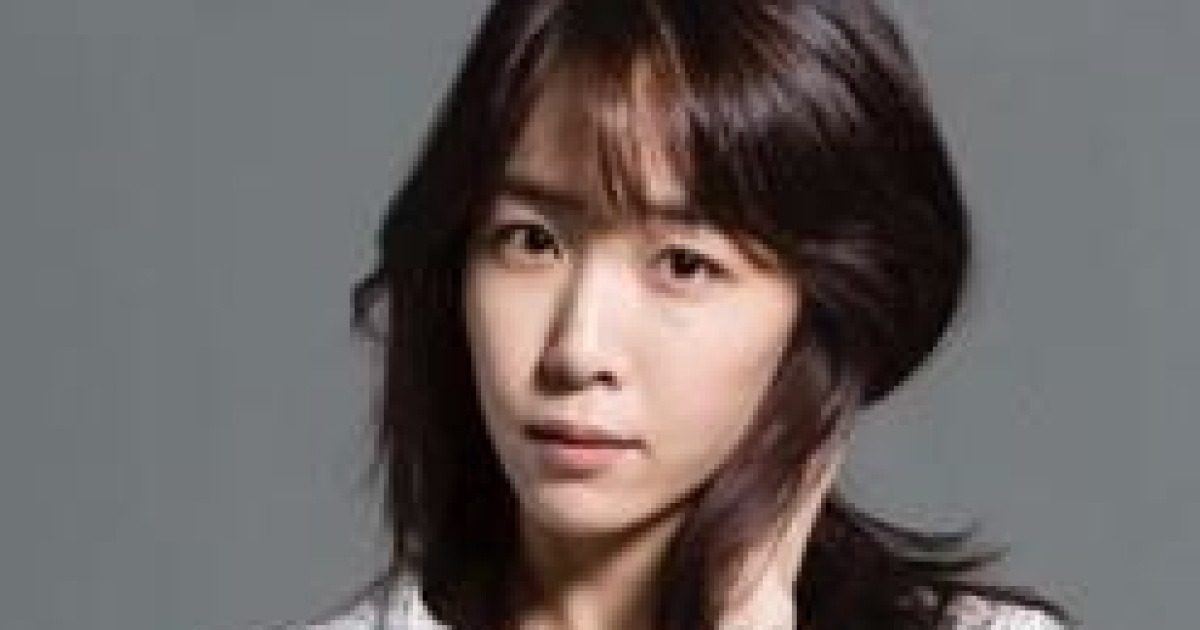 MBC표준FM '별밤' 새 DJ에 작사가 김이나