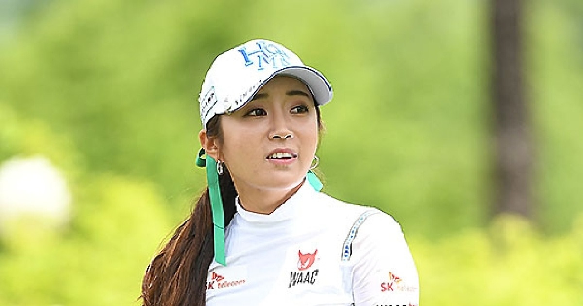 '2오버파' 이보미 "핀 위치 어려워 아쉬웠다" [KLPGA챔피언십]