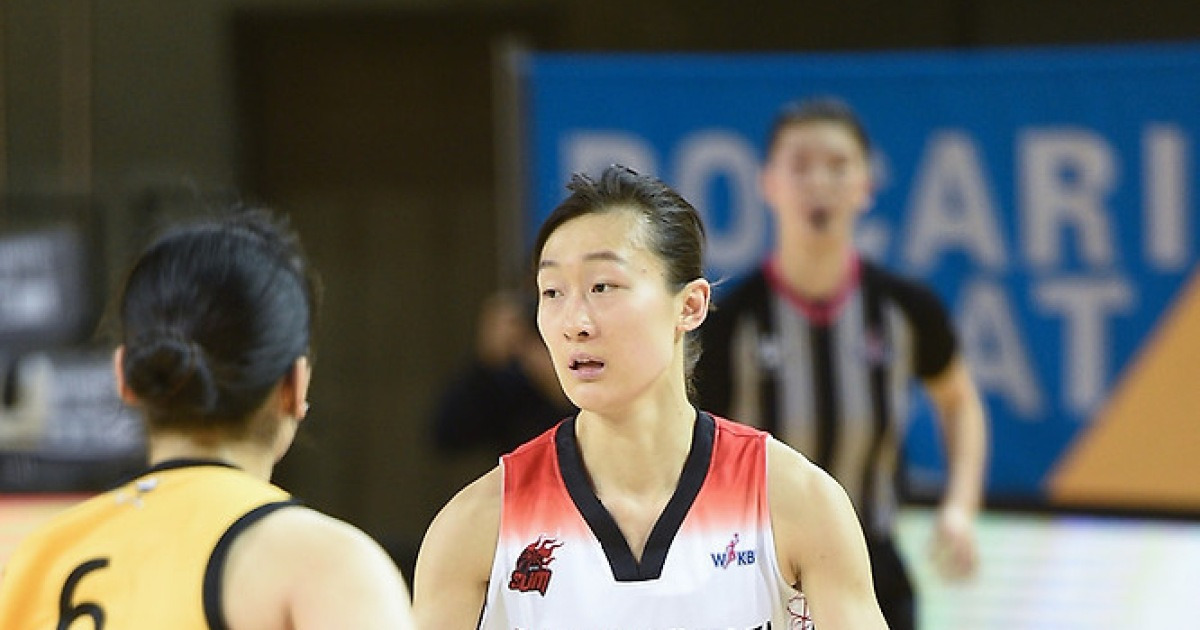 KB와 BNK, 차지현과 김현아 맞트레이드..박찬양 BNK로 무상 이적