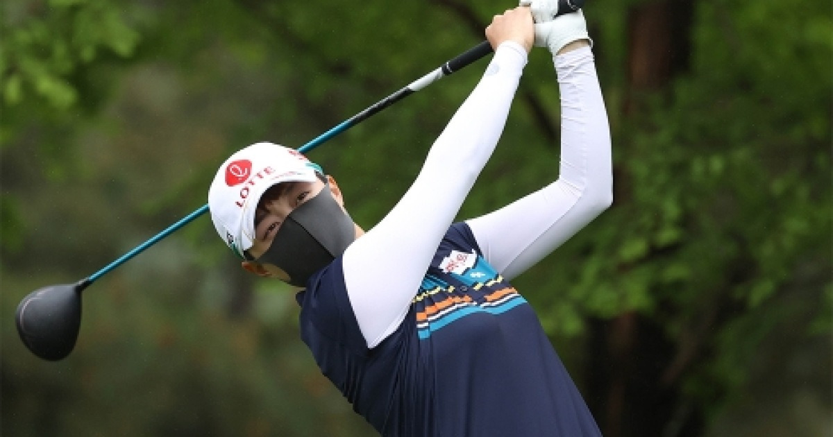 공동 10위로 도약한 김효주 [KLPGA 챔피언십]