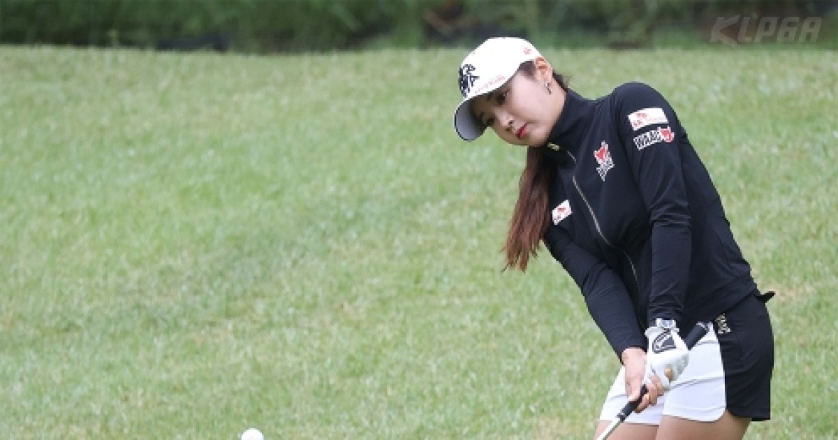 이보미 프로의 날카로운 칩샷 [KLPGA 챔피언십]