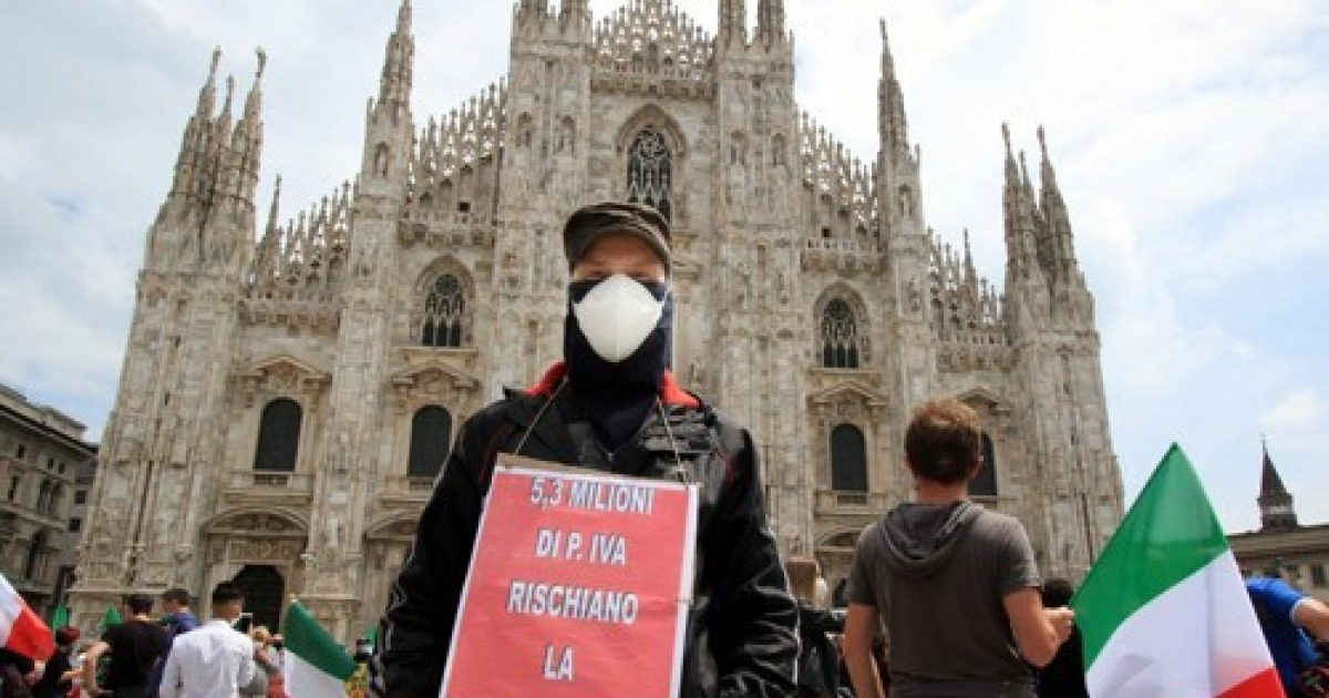 ITALY PROTEST ECONOMY PANDEMIC CORONAVIRUS COVID19