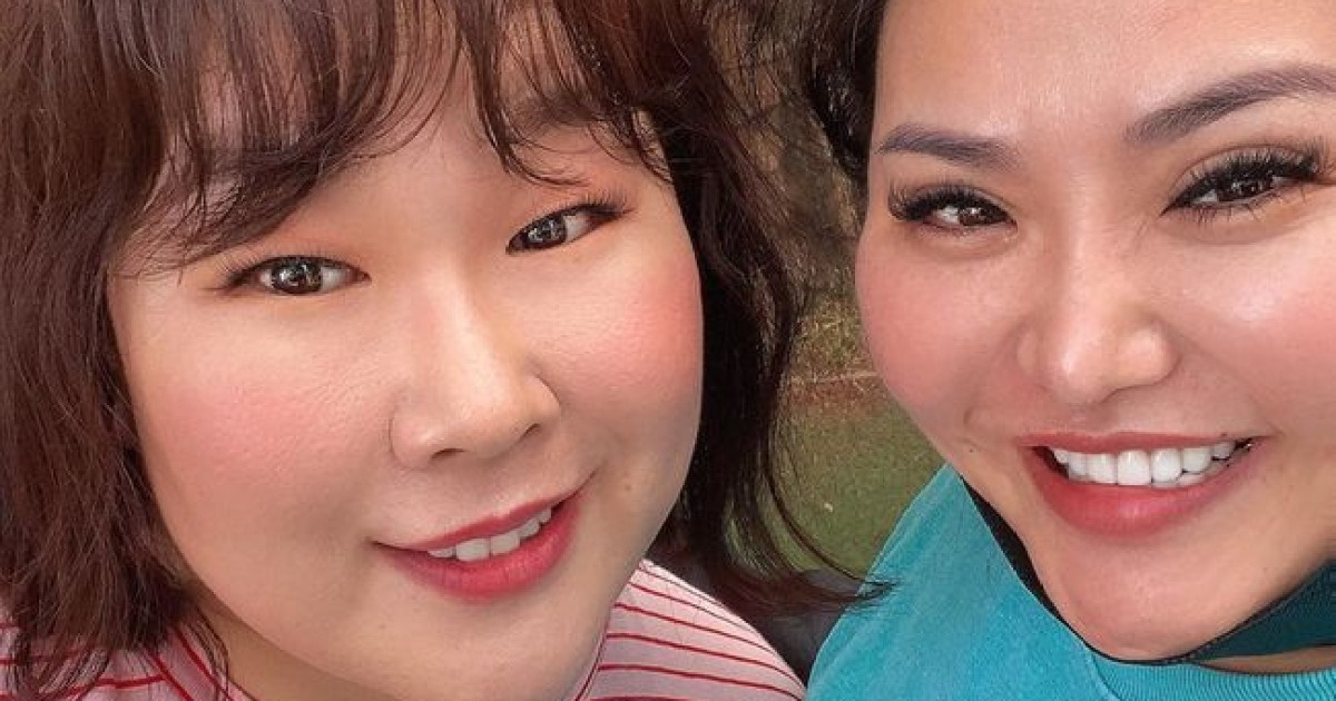 "최고 몸무게 108kg 폭로 전?"..홍선영, 양치승X김민경과 환한 미소 [★SHOT!]