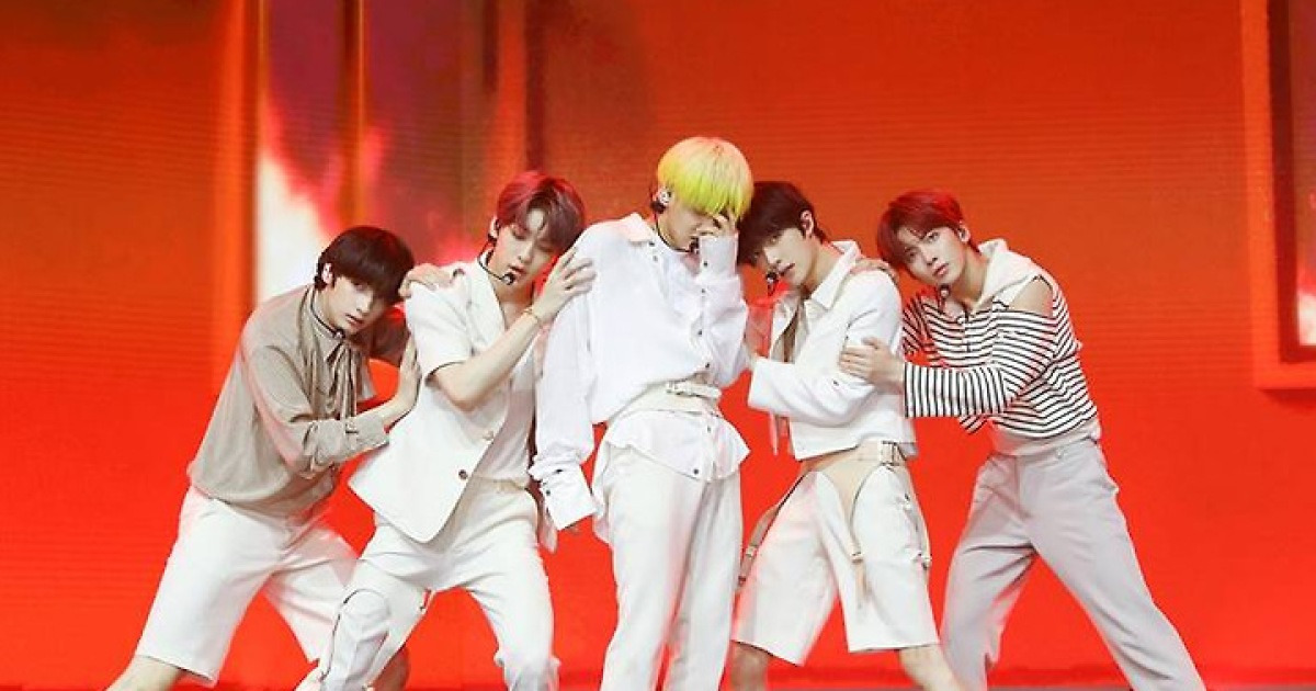 투모로우바이투게더, 美 'MTV Fresh Out Live' 출연