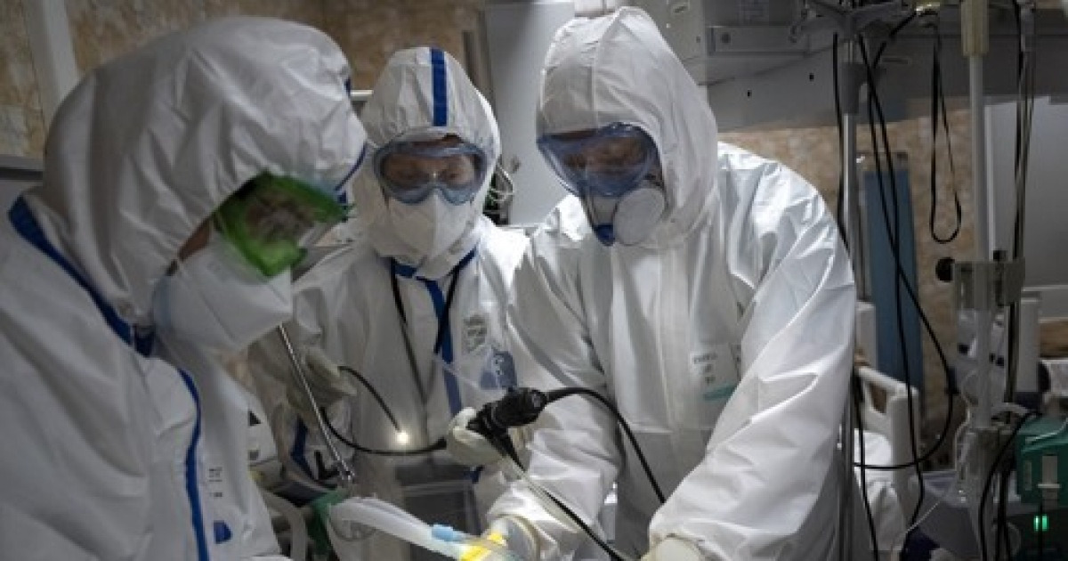 Virus Outbreak Russia Doctor's Ordeal