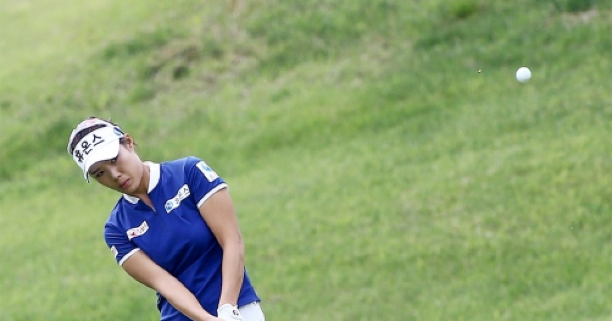 최민경 "박성현 일일 캐디로 많은 것 배웠어요" [KLPGA E1채리티오픈]