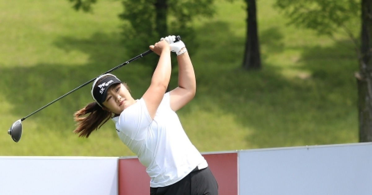 2타차 역전 우승을 바라보는 유해란 프로 [KLPGA E1채리티오픈]