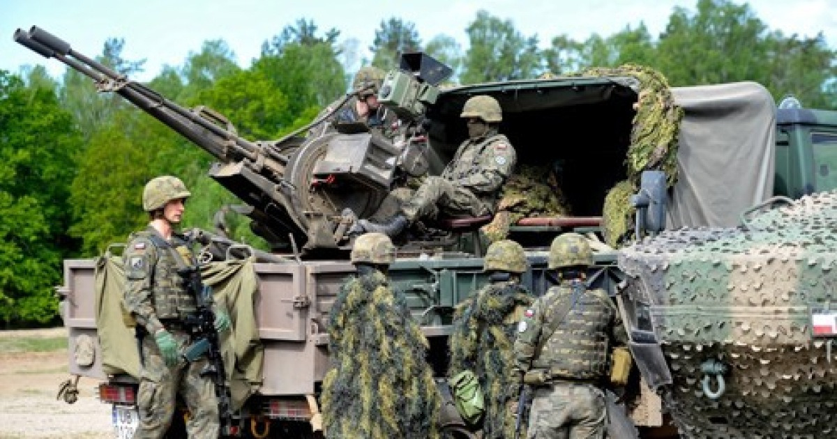 POLAND DEFENDER EUROPE 20 PLUS