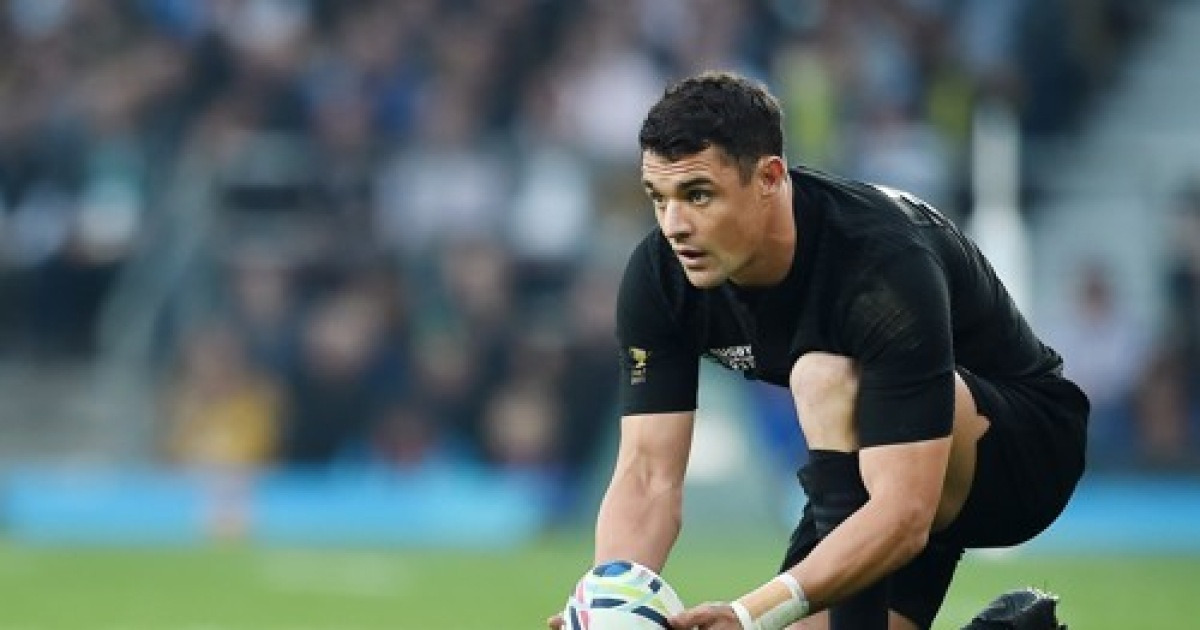 (FILE) BRITAIN NEW ZEALAND RUGBY DAN CARTER