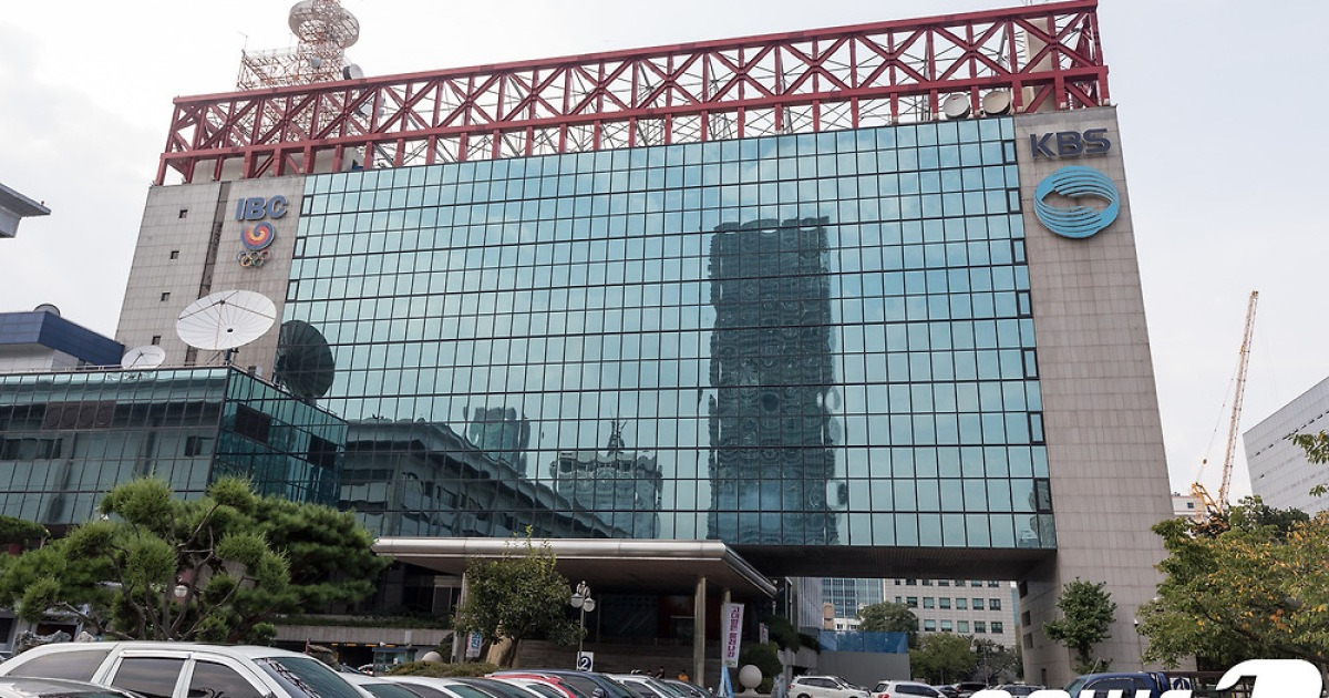 [전문] KBS 32기 개그맨들, '몰카 사건' 입장 "우리도 비통+분노"