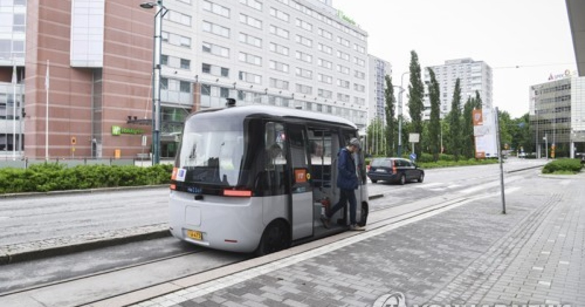 FINLAND TRANSPORT AUTONOMOUS VEHICLE
