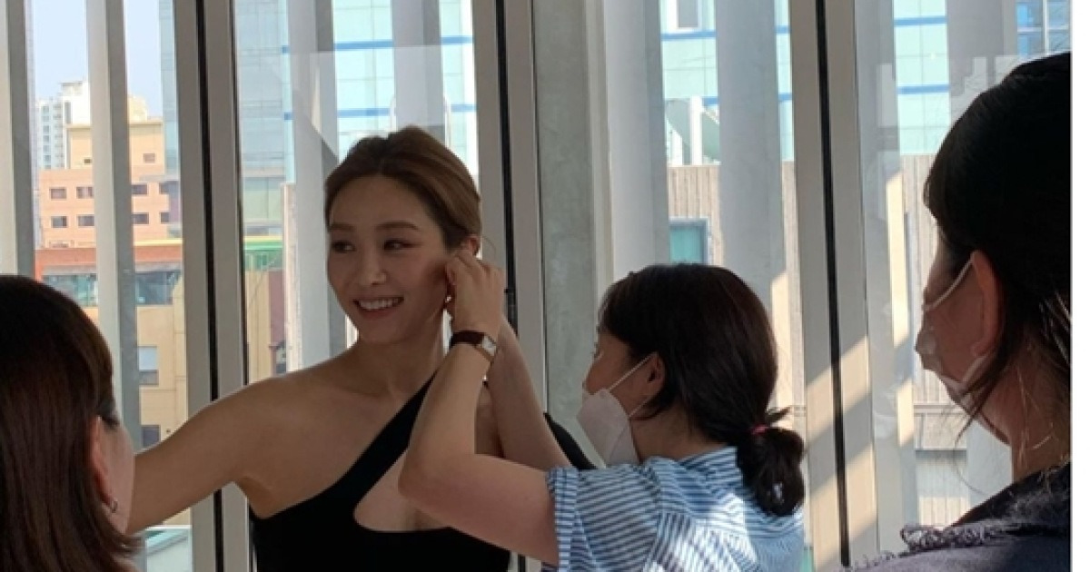 옥주현, 몸무게 62kg→다이어트 성공..매끈한 등 근육 [스타이슈]