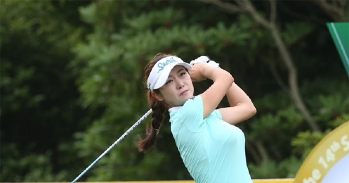 안소현 프로의 유연한 티샷 [KLPGA 에쓰오일 챔피언십]