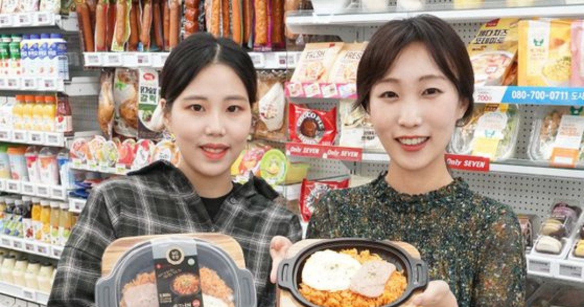 Convenience stores improve their meal selection