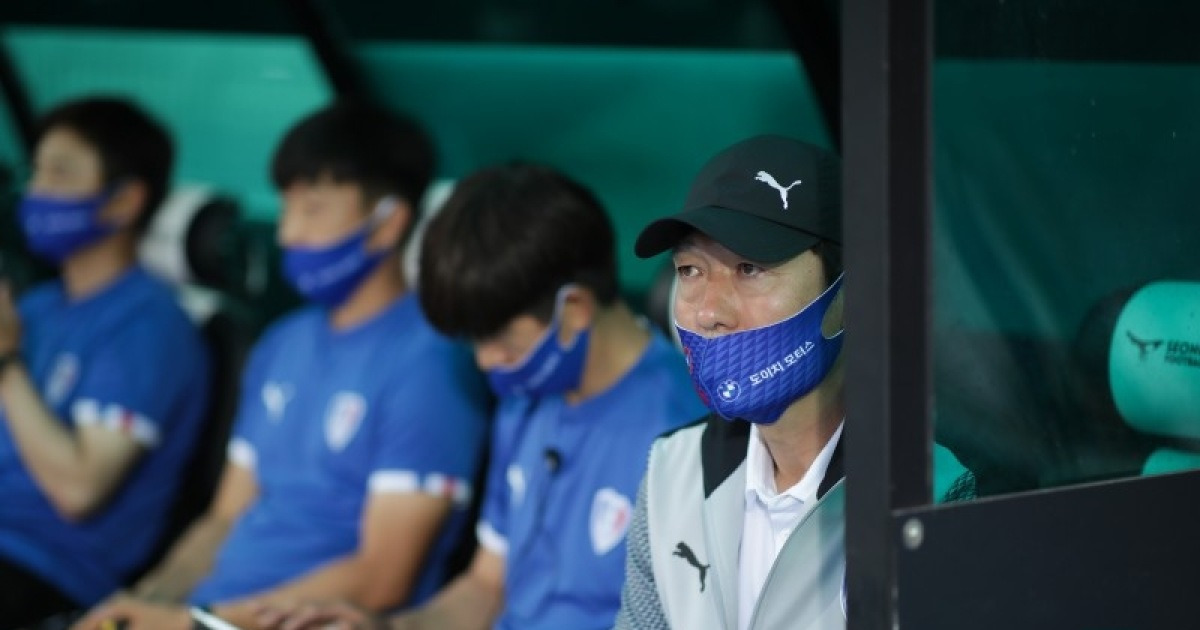 [SPO Talk] 당황한 이임생 감독 "홍철 잔류 구단에 요청할 것"