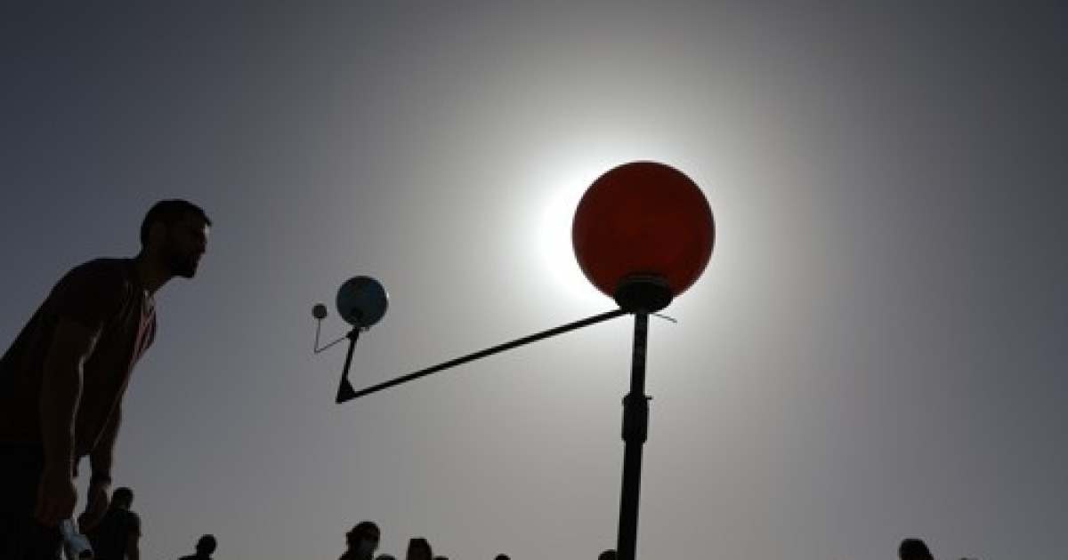 ISRAEL NATURE SOLAR ECLIPSE