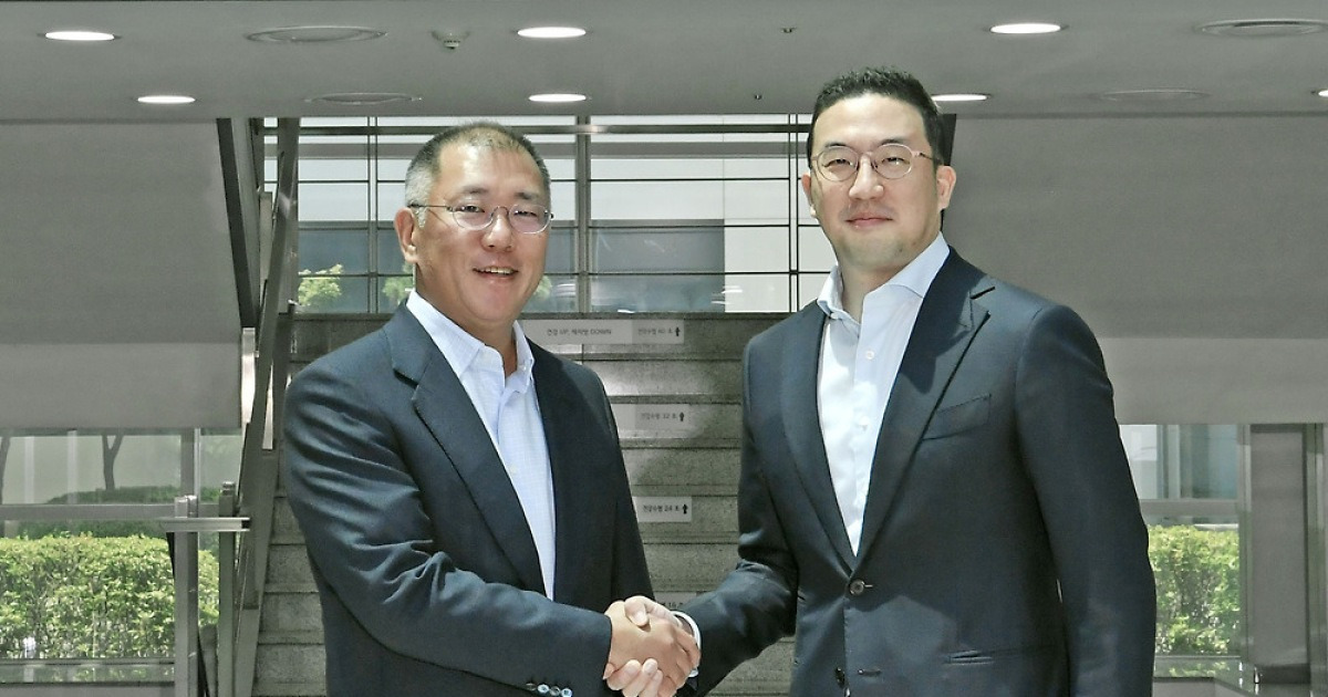 Hyundai Motor, LG Group chiefs discuss future battery biz