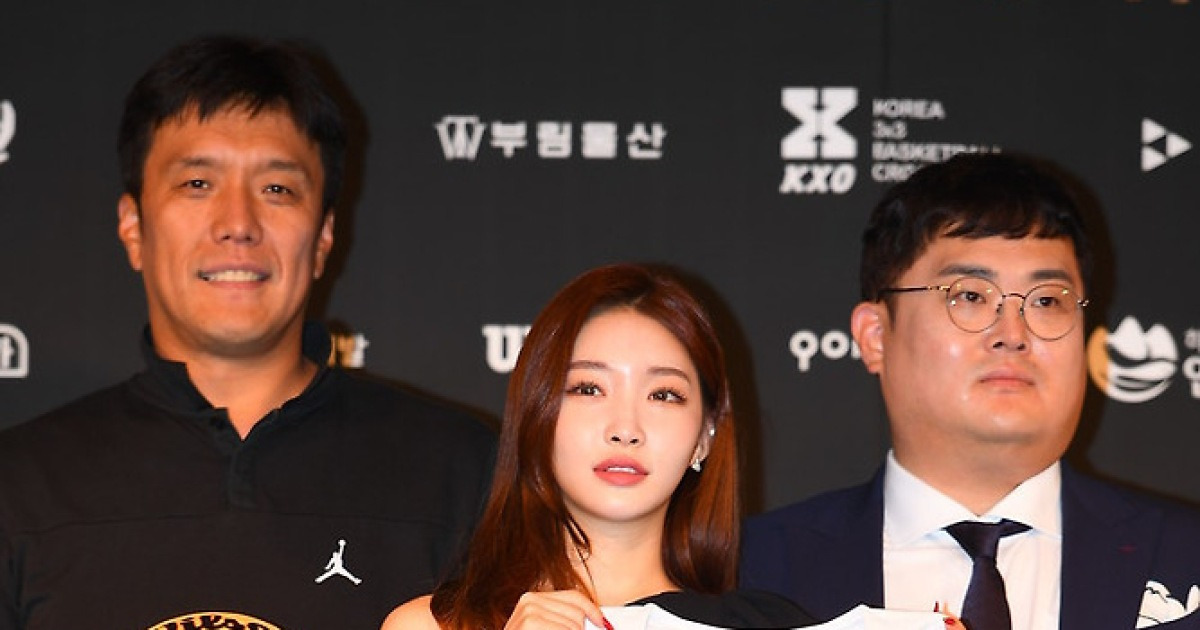 [JB포토] KXO 홍보대사 청하 유니폼