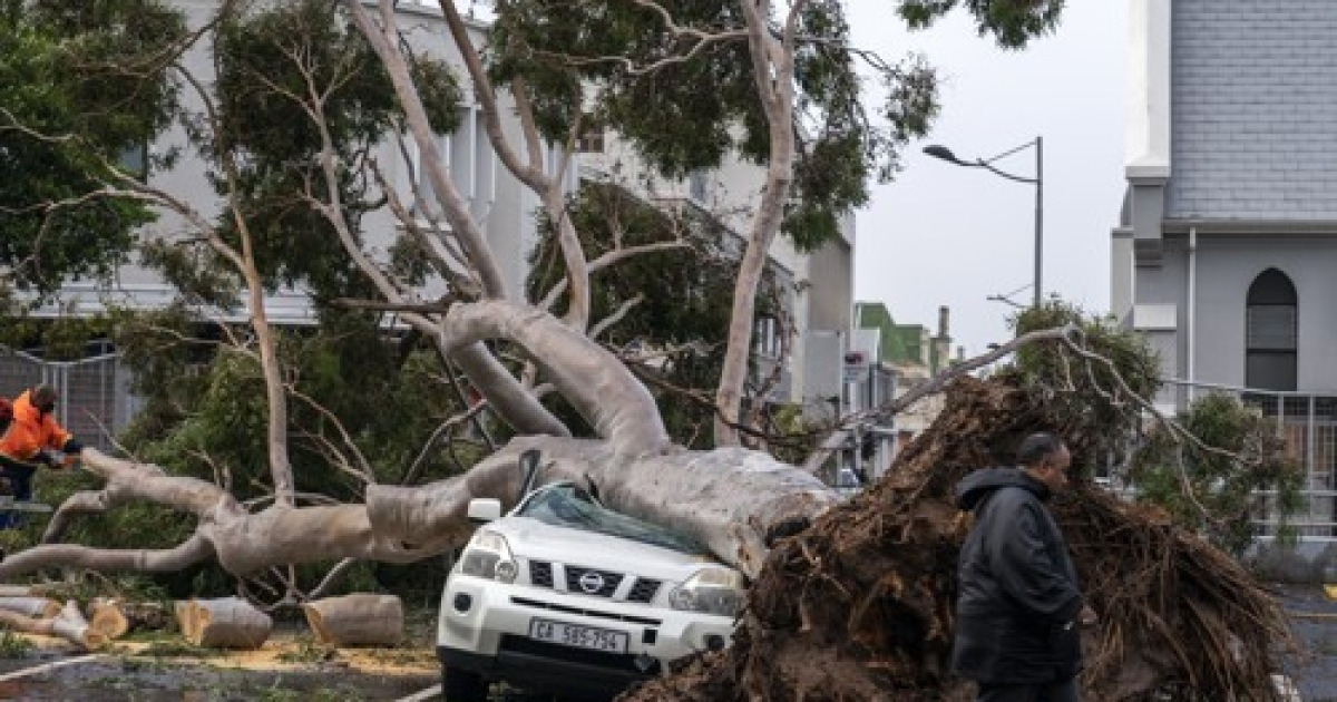 SOUTH AFRICA STORM DAMAGE