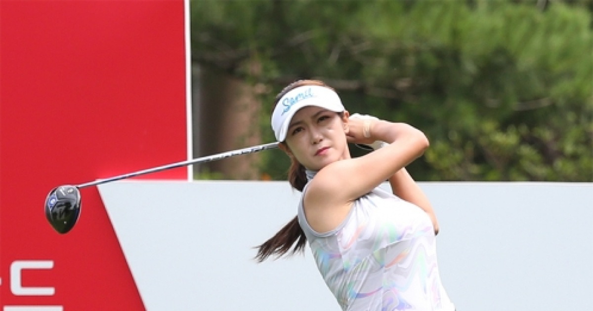 안소현 프로의 유연한 골프 스윙 [KLPGA BC카드·한경 레이디스컵]