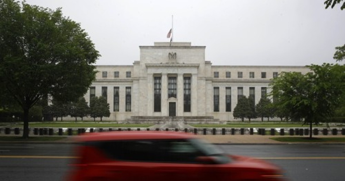 Federal Reserve-Corporate Bonds