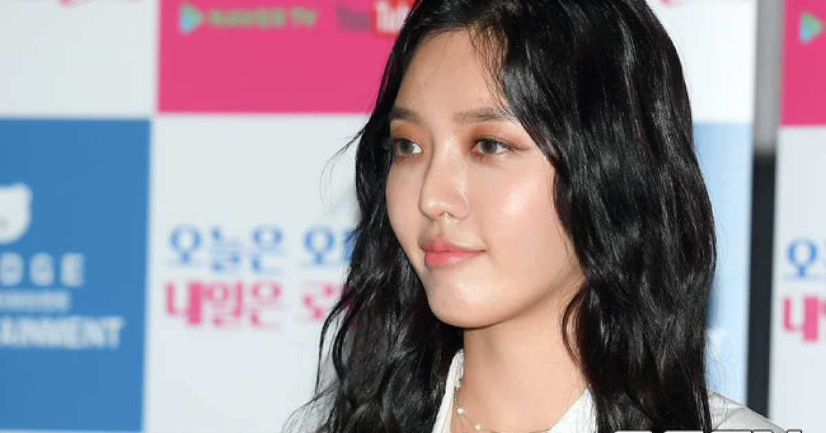 AOA 찬미,'연기도 기대해주세요' [사진]