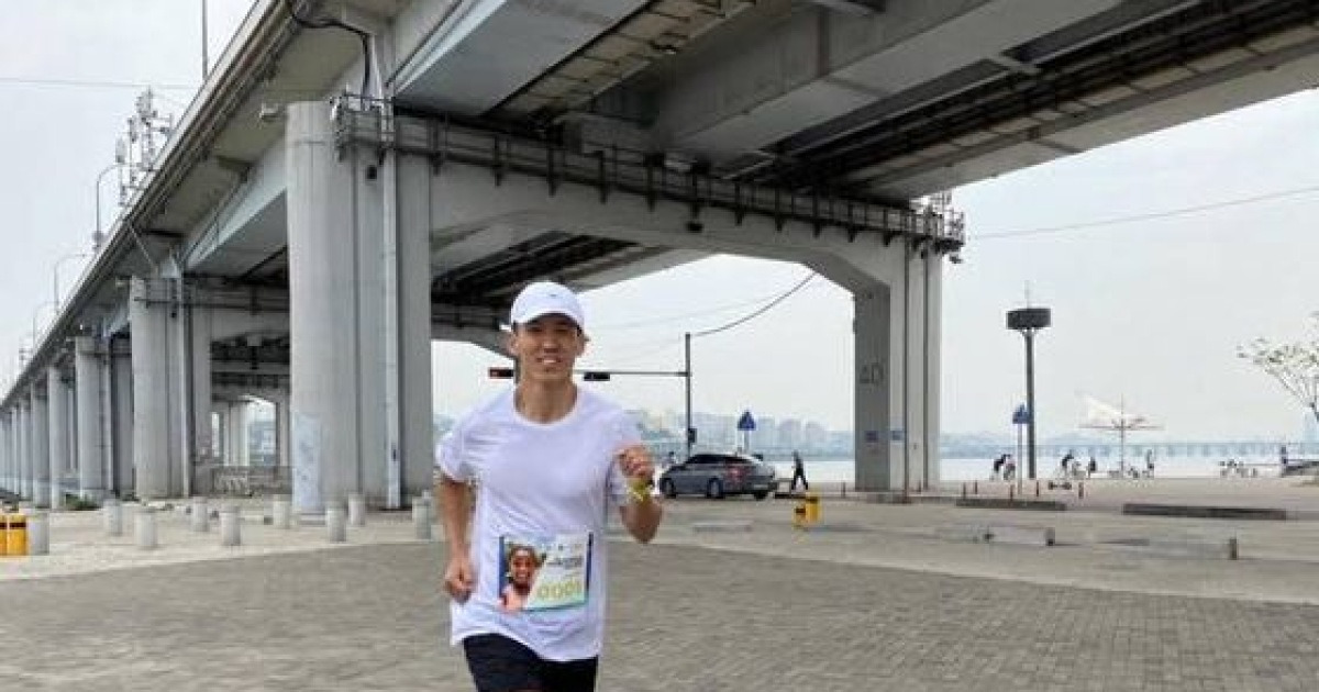 Singer Sean's virtual marathon raises 55 million won for children in need