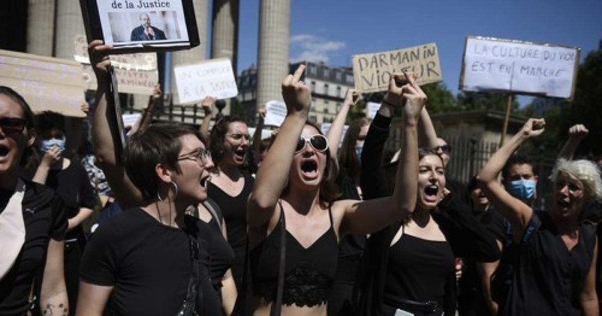 FRANCE FEMINISTS PROTEST
