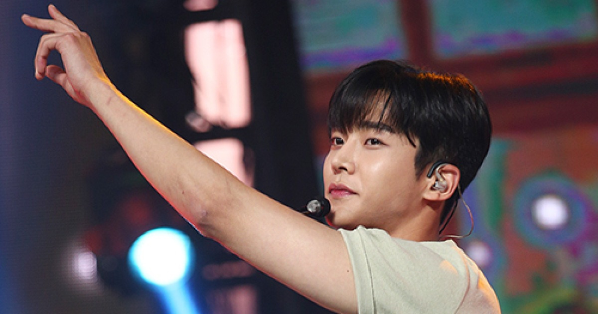 [bnt포토] SF9 로운'조각이춤을 추네'