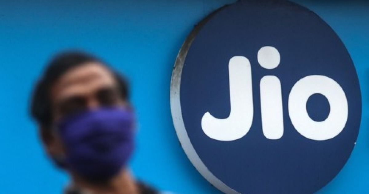 INDIA BUSINESS GOOGLE JIO PLATFORMS