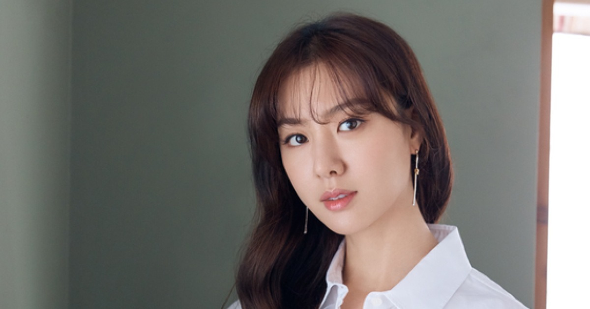 Seo Ji-hye gives her 18-year career an 'A' grade