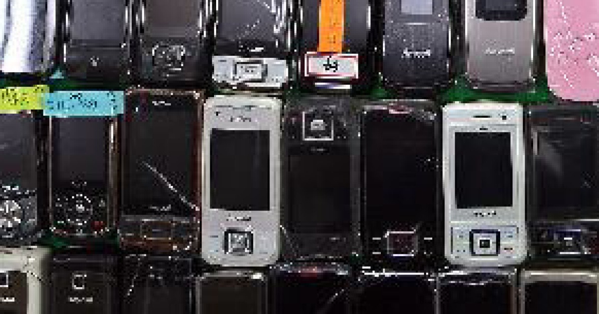 011,017 휴대전화, 이제 진짜 사라진다