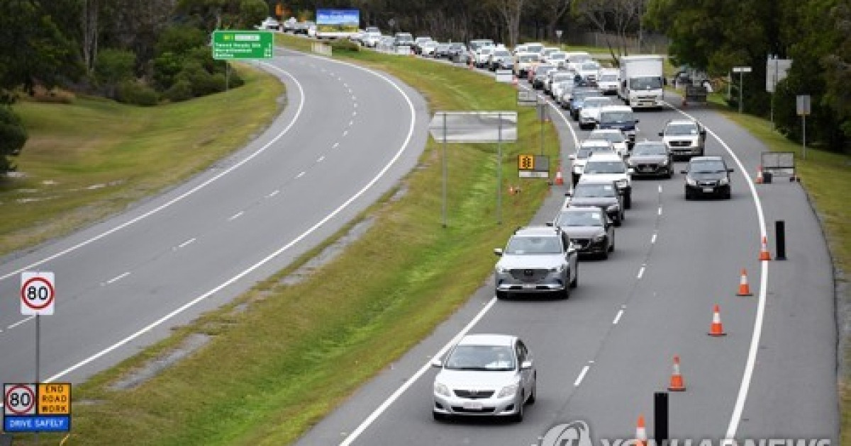 AUSTRALIA PANDEMIC CORONAVIRUS BORDER CHECKPOINTS