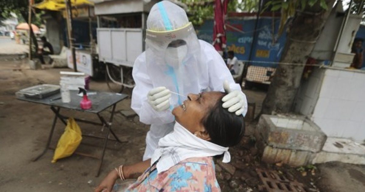 APTOPIX Virus Outbreak India