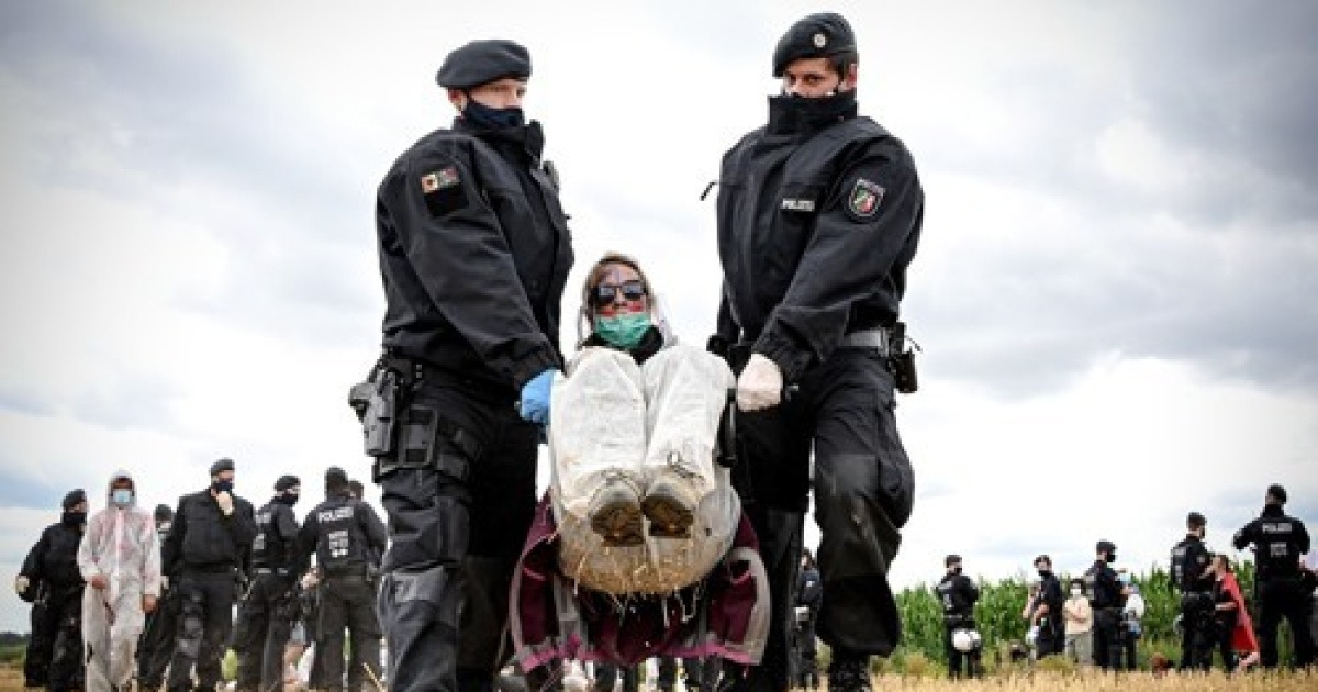 GERMANY ENDE GELAENDE PROTEST INITIATIVE