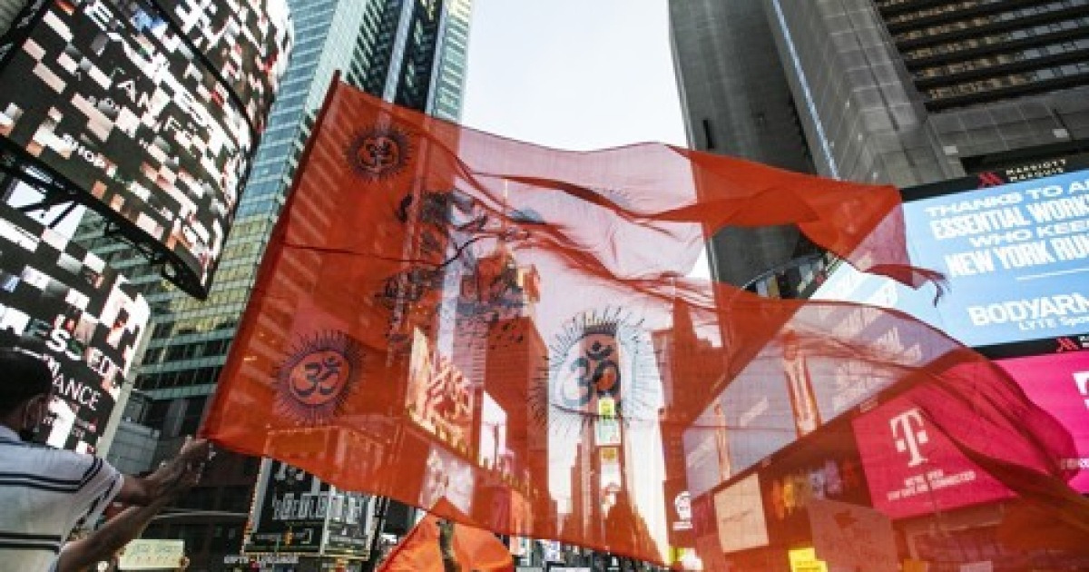 Times Square India Disputed Temple