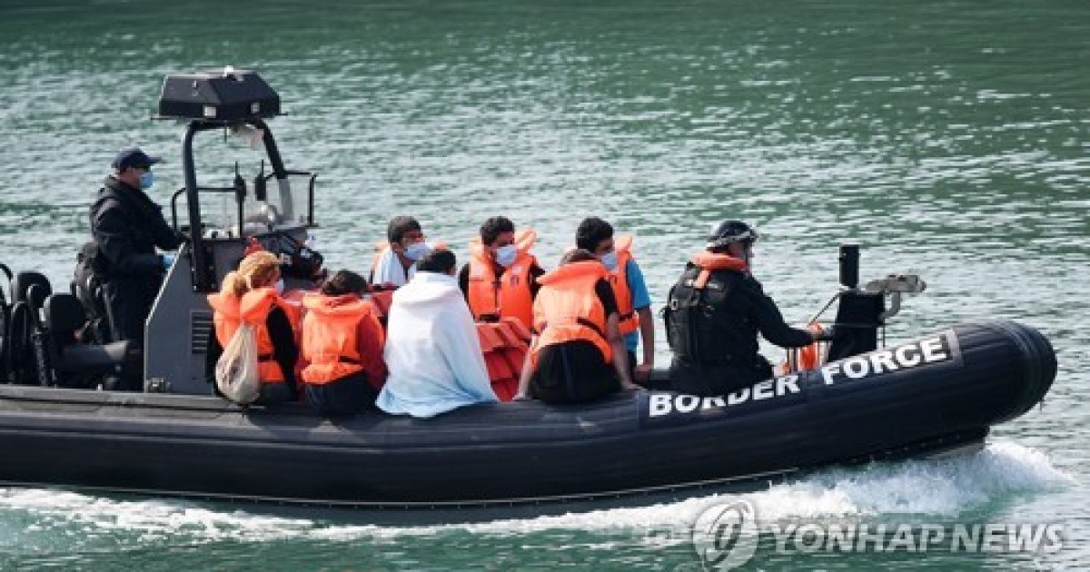 BRITAIN MIGRANTS ASYLUM BORDER FORCE