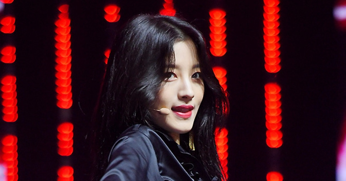 [TD포토] CLC 오승희 '믿고 보는 씨엘씨 무대'