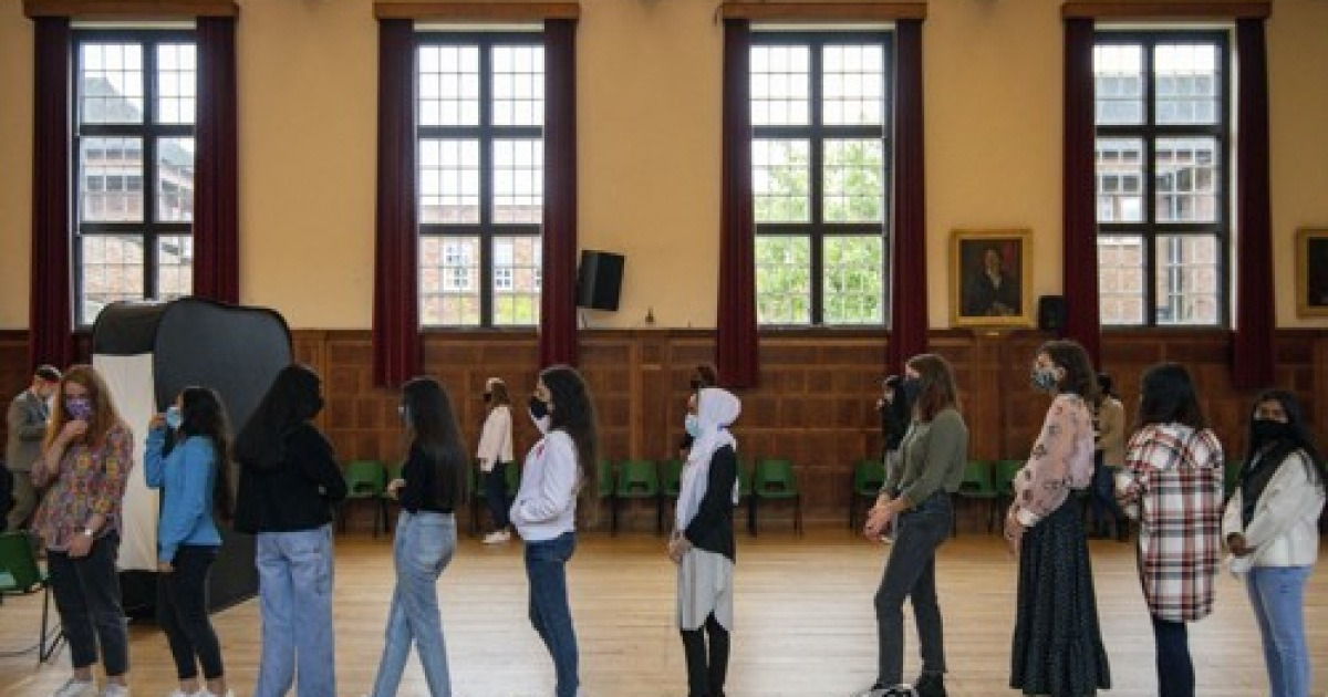 Virus Outbreak Britain Schools