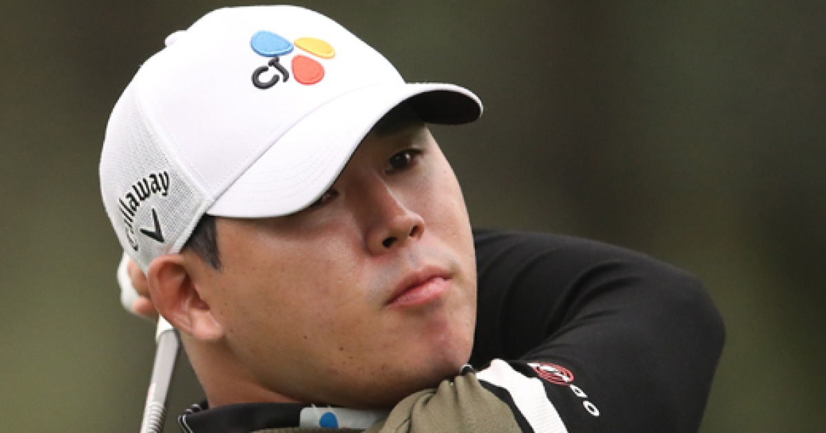 김시우, PGA 개막전 2R 공동 12위 도약..김주형 컷 통과