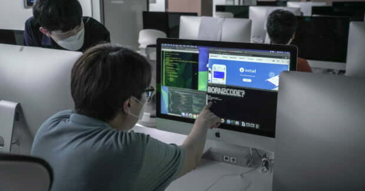 SKT-이노베이션아카데미, 이니셜 DID로 SW 인재 양성