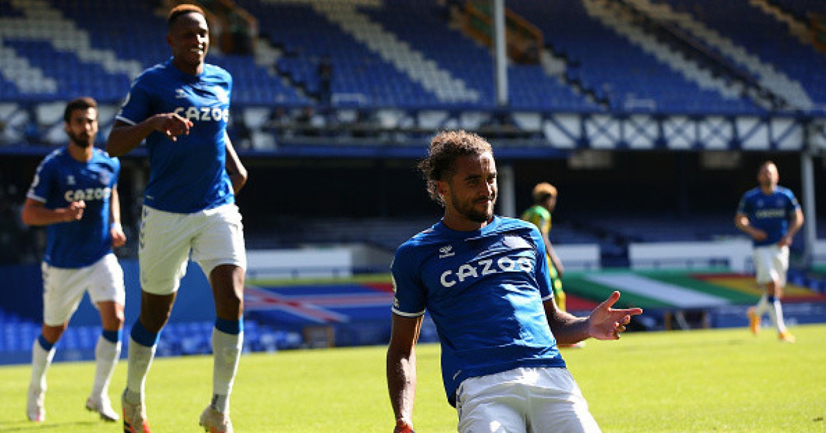 [EPL 리뷰] '르윈 해트트릭+하메스 데뷔골' 에버턴, WBA에 5-2 대승