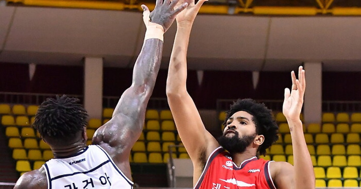 [20 KBL 컵대회] '로슨-최진수 활약' 오리온, KCC 꺾고 결승행