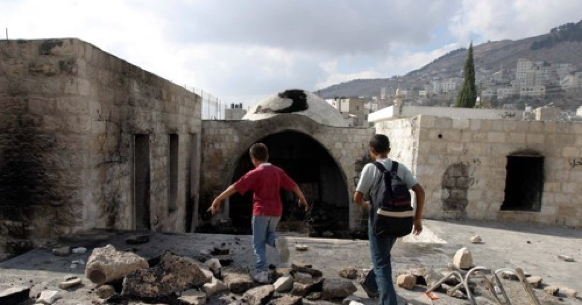 (FILE) MIDEAST ISRAEL PALESTINIANS PHOTO SET INTIFADA VIOLENCE